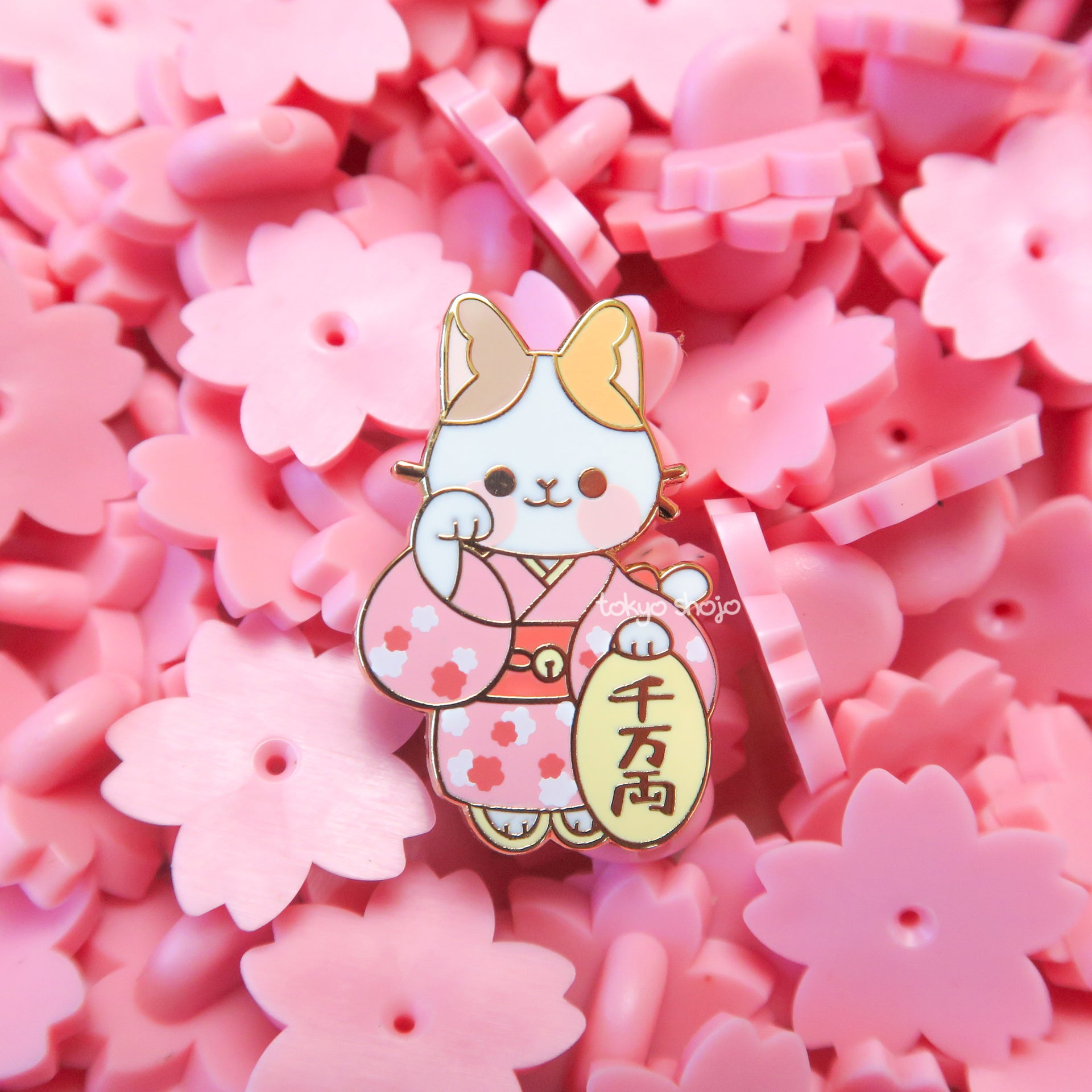 Cute Enamel Pins Inspired by Japan – tokyo shojo